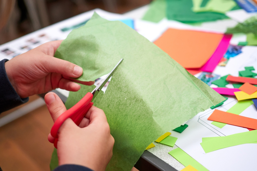 Fine Art Friday at the Santa Fe Children's Museum: Valentine's Garlands ...