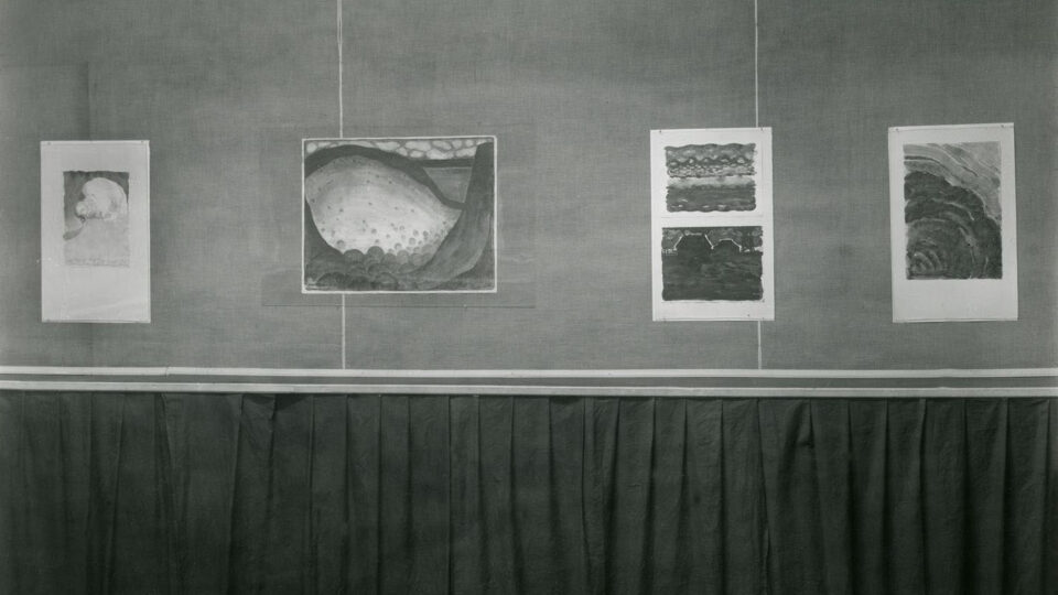 Georgia O’Keeffe’s Historic Exhibitions - The Georgia O'Keeffe Museum