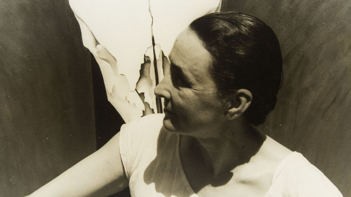 A Conversation with Roxana Robinson and Nancy Scott - The Georgia O ...